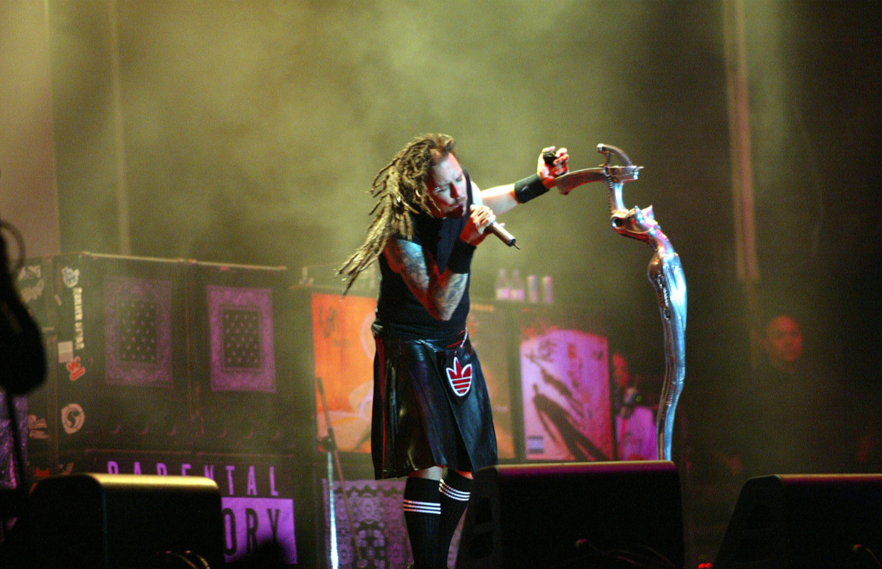 WATCH: Footage of Korn’s First Performance With Fill-In Bassist | Z-97.5